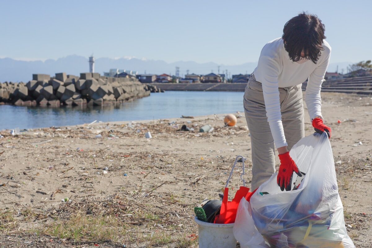 海洋プラに新たな価値を。アップサイクルアクセサリーsobolonが、かわいいワケ | rootus（ルータス）