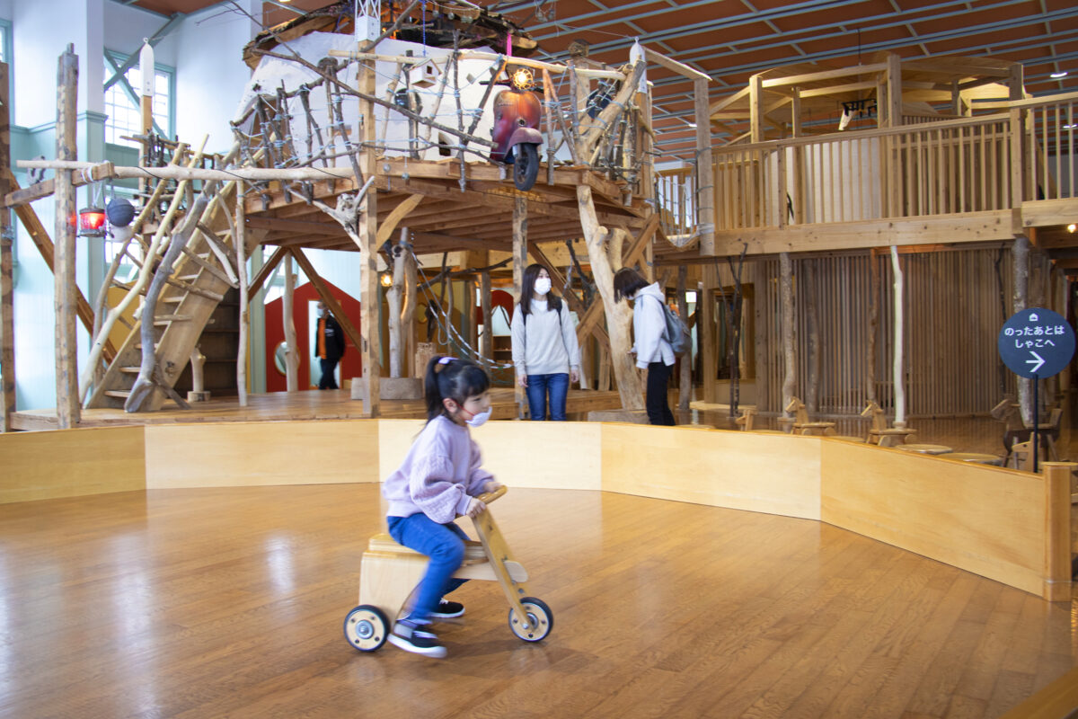 木育とは？大人も子どもも楽しい、木と触れ合える全国の人気スポットはここ！ | rootus（ルータス）